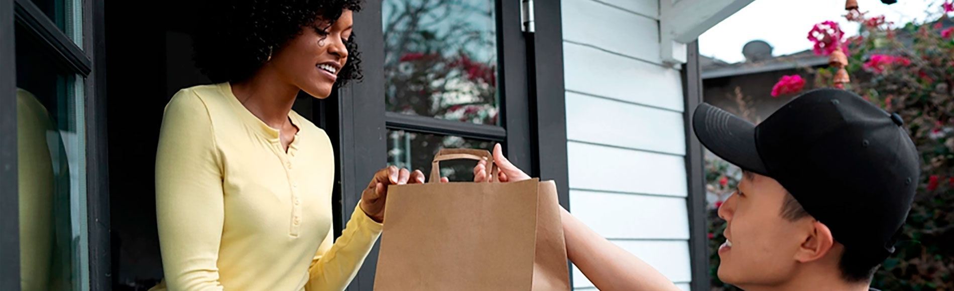 Delivery cresce entre os consumidores por conveniência e indulgência - ABRE